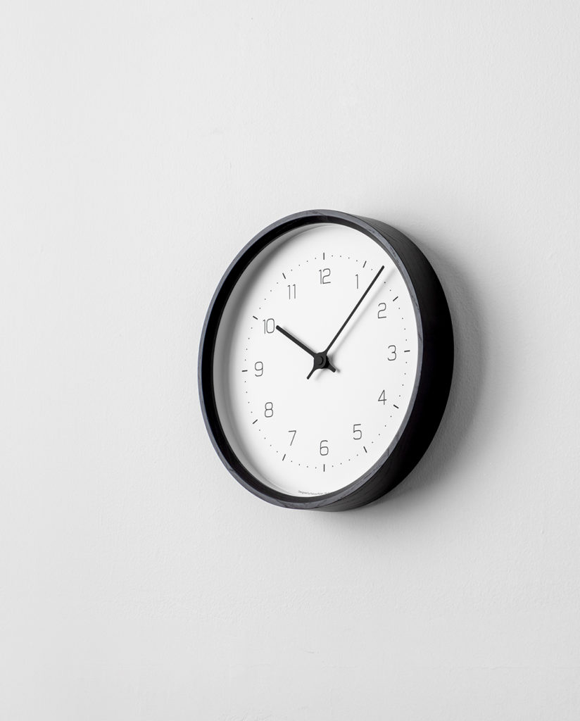 NEUT wall clock / Takata Lemnos / Doogdesign.